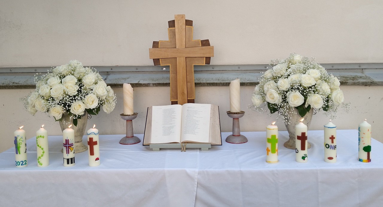 Sommerlicher Gottesdienst an der Wasserburg mit Einführung der neuen ...